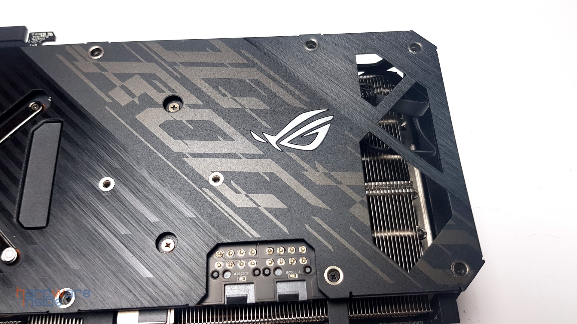 ASUS ROG STRIX RX 6700 XT 012G Gaming - 15.jpg | Die Hardware-Community ...