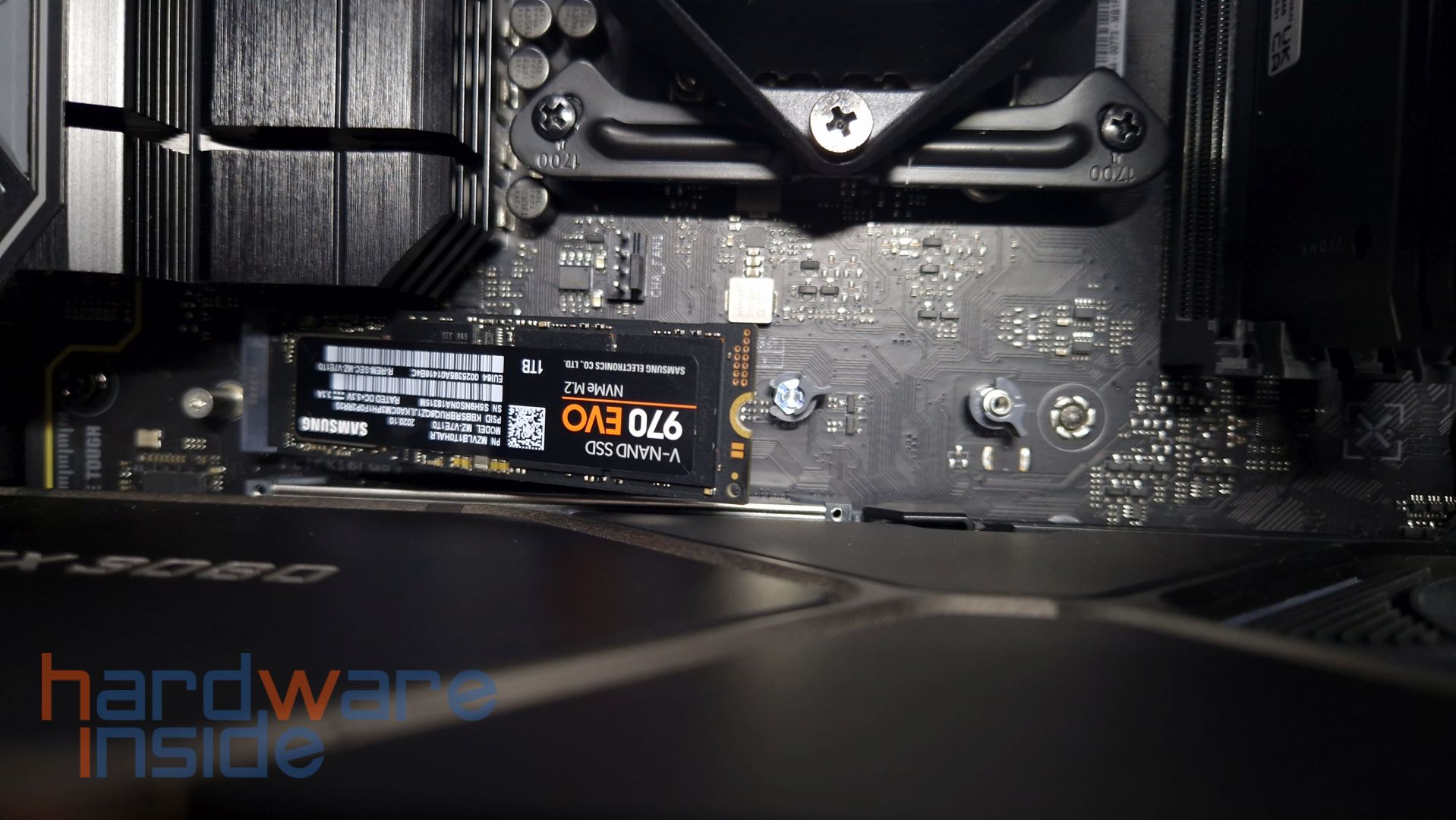 asus-tuf-gaming-z790-pro-wifi-m.2-ssd-q-latch-verbindung.jpg | Die ...