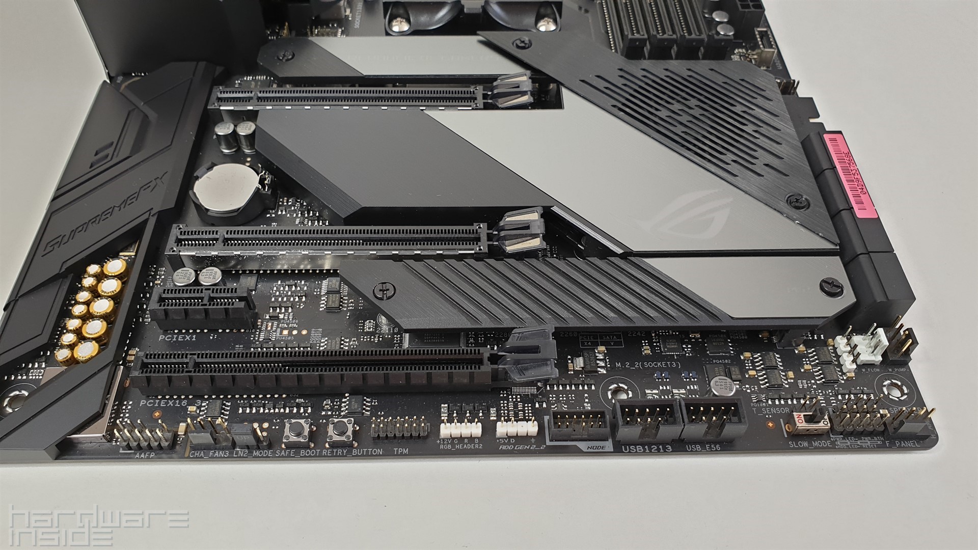 Board Layout | Hardware-Inside Forum