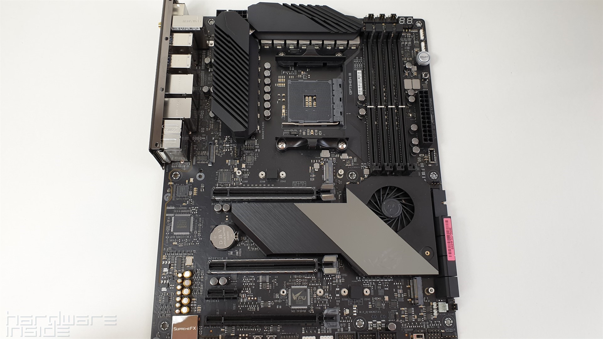 Board Layout | Die Hardware-Community für Enthusiasten und Gamer