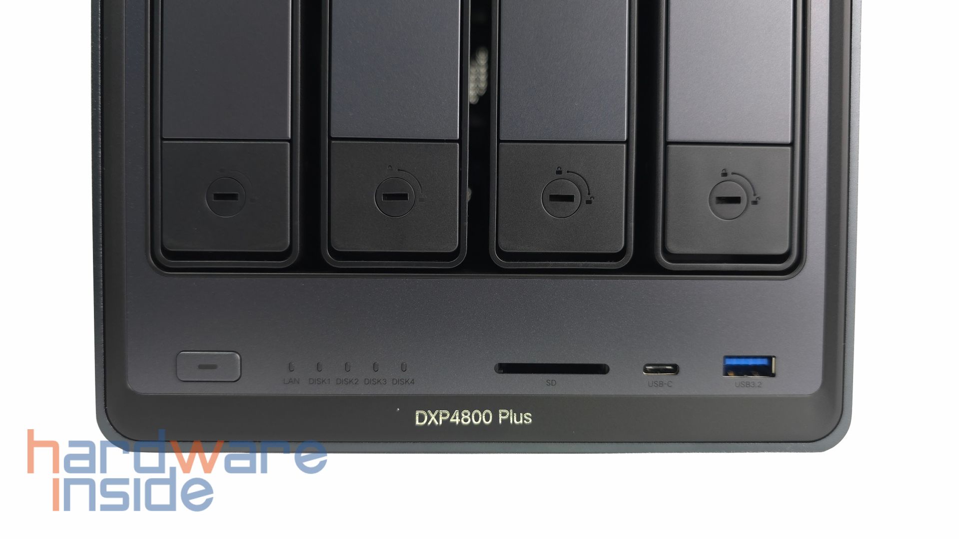 ugreen-nasync-dxp4800-plus-bedienelemente.jpg | Die Hardware-Community ...